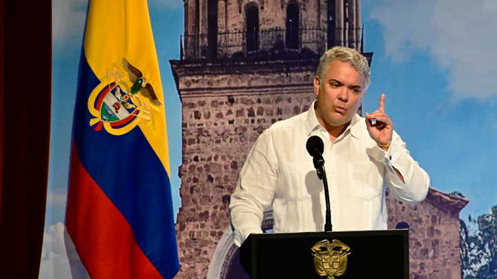 Iván Duque pide que se investigue al juez que ordenó su arresto