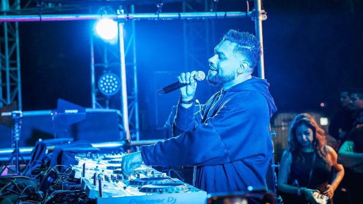 Dj colombiano lidera con éxito varios festivales en el mundo