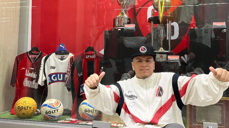 'Sahell', el artista que le canta al Cúcuta Deportivo