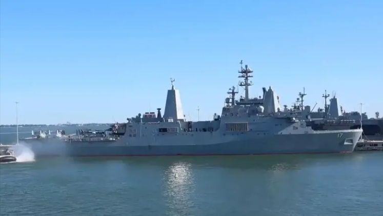 Primeras imágenes oficiales muestran el envío de buques de guerra de EE ...