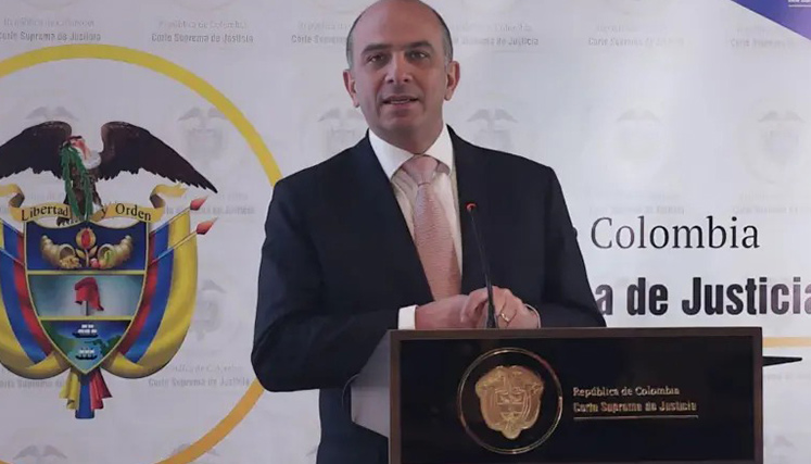 Carlos Camargo asume puesto como magistrado de la Corte Constitucional ...