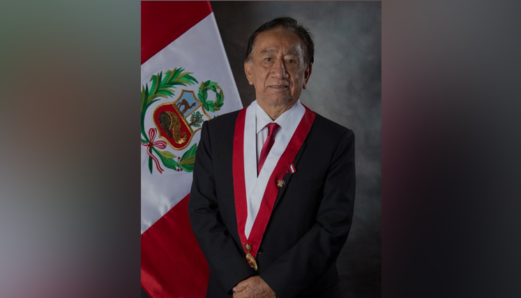 José María Balcázar, elegido nuevo presidente interino de Perú tras ...