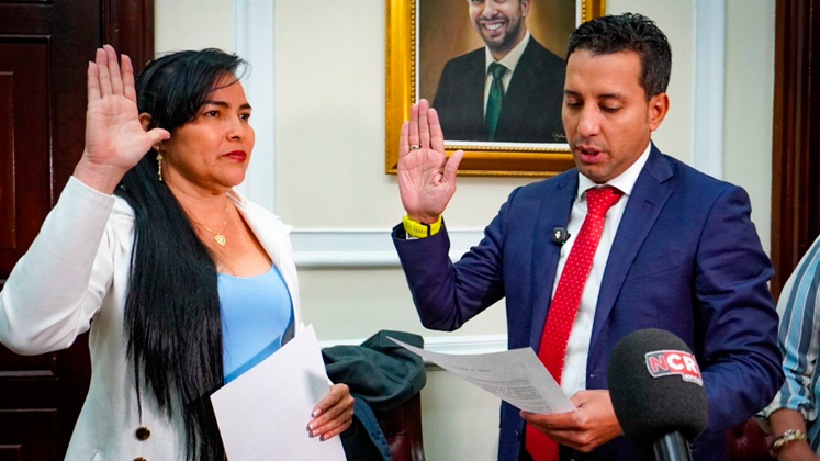 Amanda López Hernández asumió la curul de paz del Catatumbo, en ...
