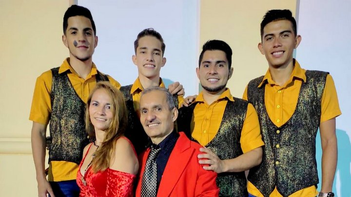 'Tamakún y sus muchachos', entre la música y la mecánica