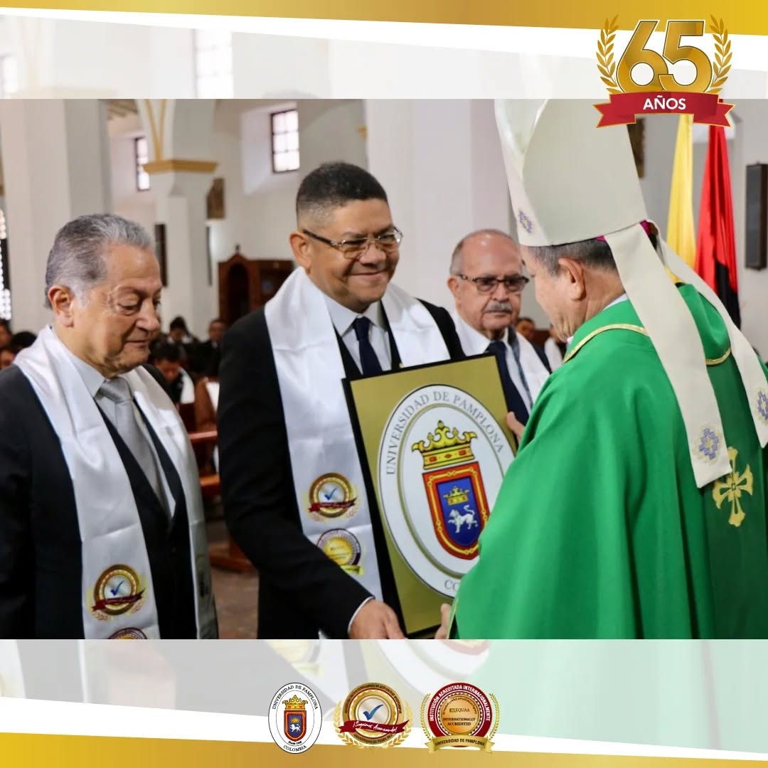 Unipamplona celebra 65 años y recibe renovación de su acreditación de ...