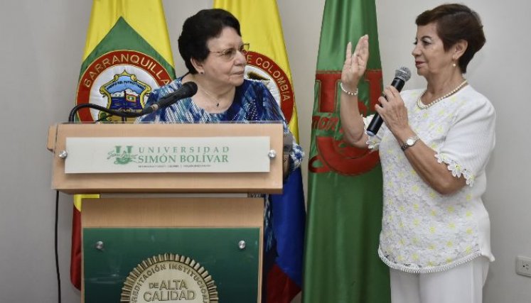 Yolanda Gallardo de Parada, nueva directora general de Unisimón, sede ...