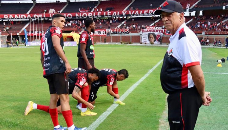 Es momento de ver lo que debemos traer y los jugadores que deben salir ...