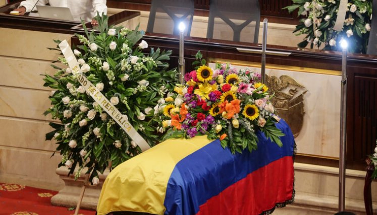 Con música y colores vivos: así fue el homenaje a Totó La Momposina en ...